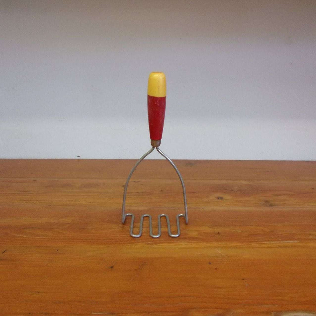 Antique Vintage Potato Masher with Red with White Handle – Ma and Pa's ...