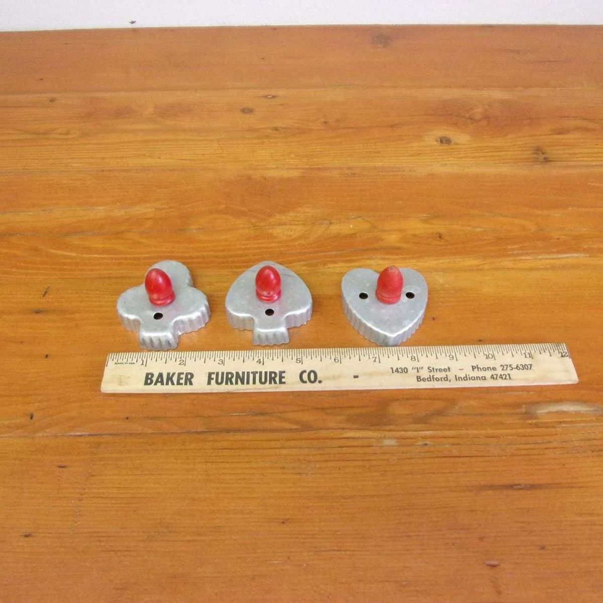 Vintage Cookie Cutters Red Handles – Ma and Pa's Attic