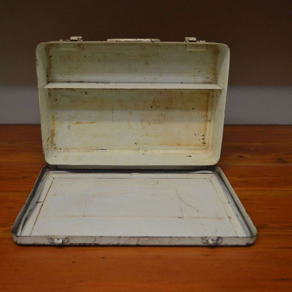Vintage First Aid box Zee Medical Products rustic metal cabinet – Ma ...