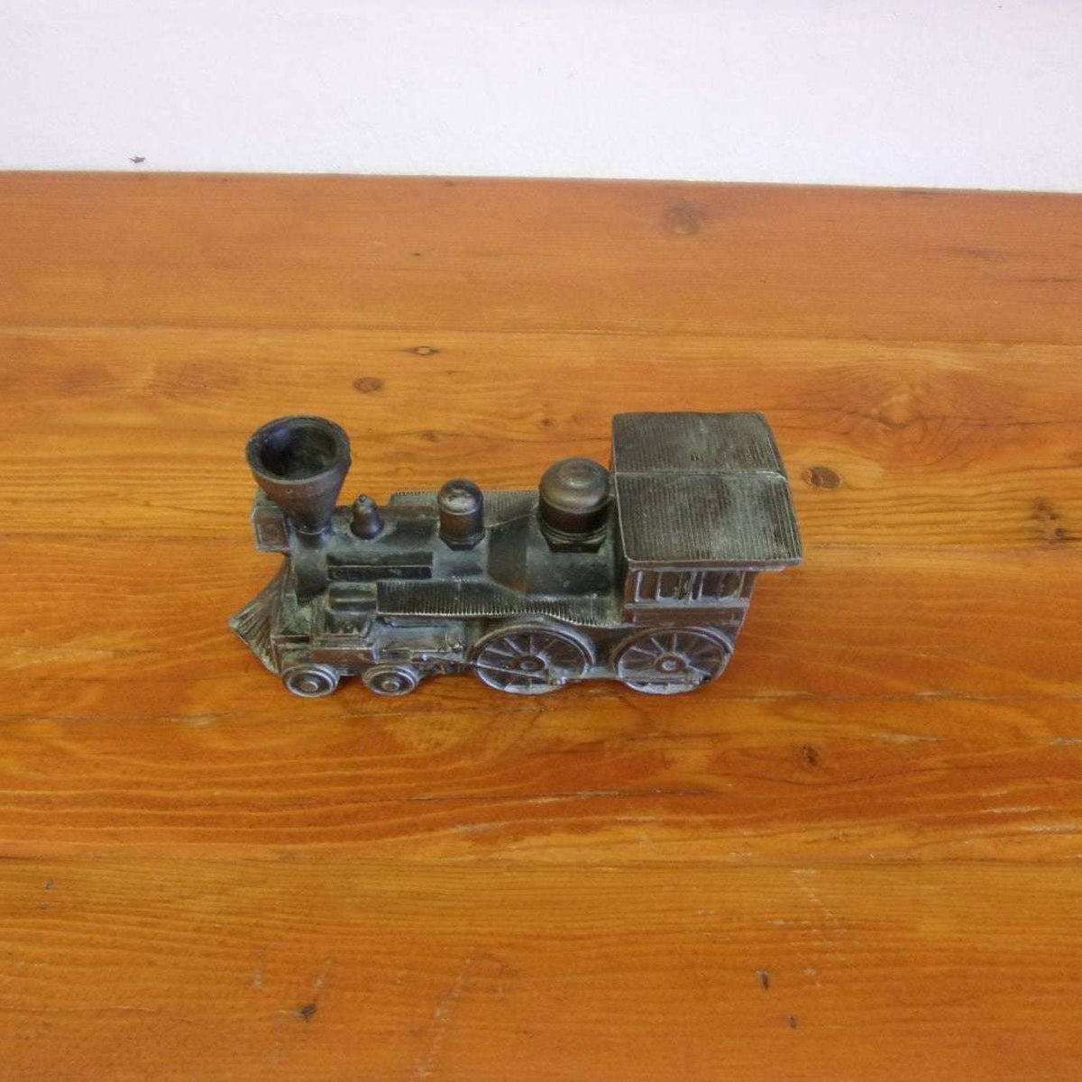 Vintage Banthrico Inc Train Bank – Ma and Pa's Attic